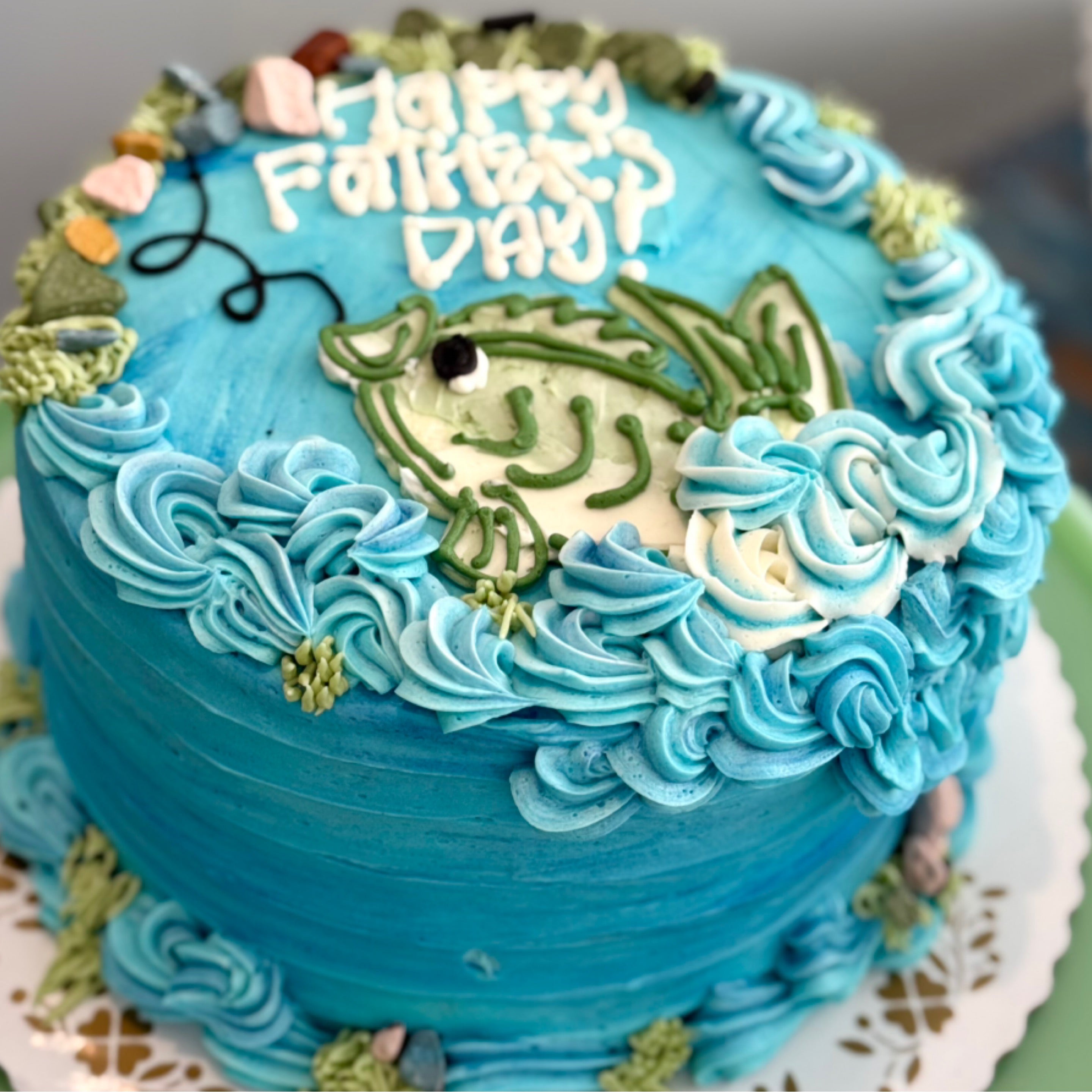 7” Father’s Day Fish Cake | Magpies Bakery